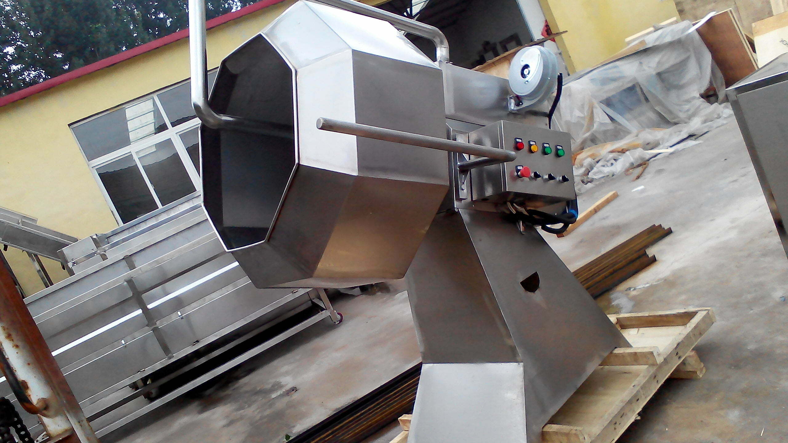 Peanut coating production line delivered to Cambodia - Taizy Machinery